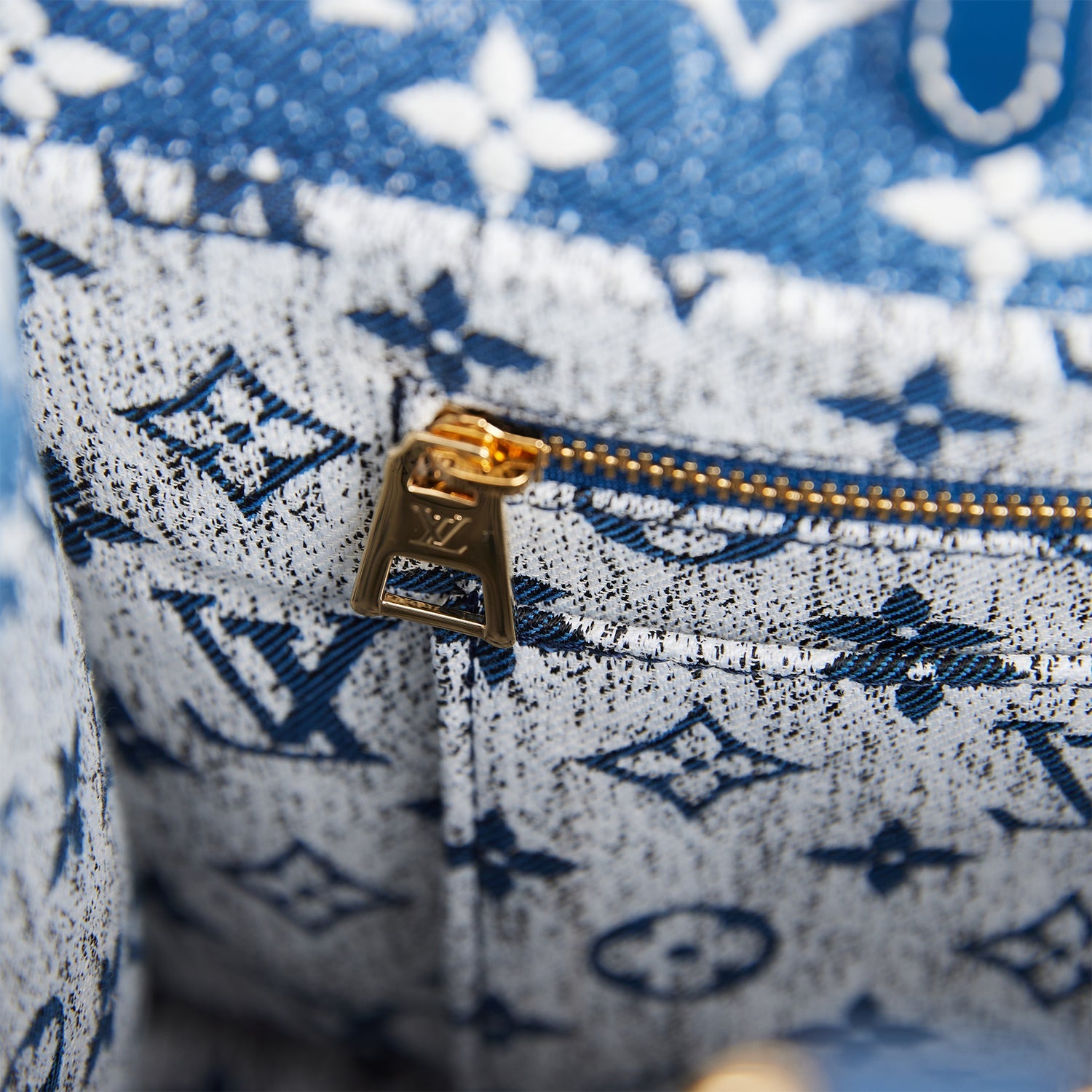 Louis Vuitton Blue Denim Monogram OnTheGo MM